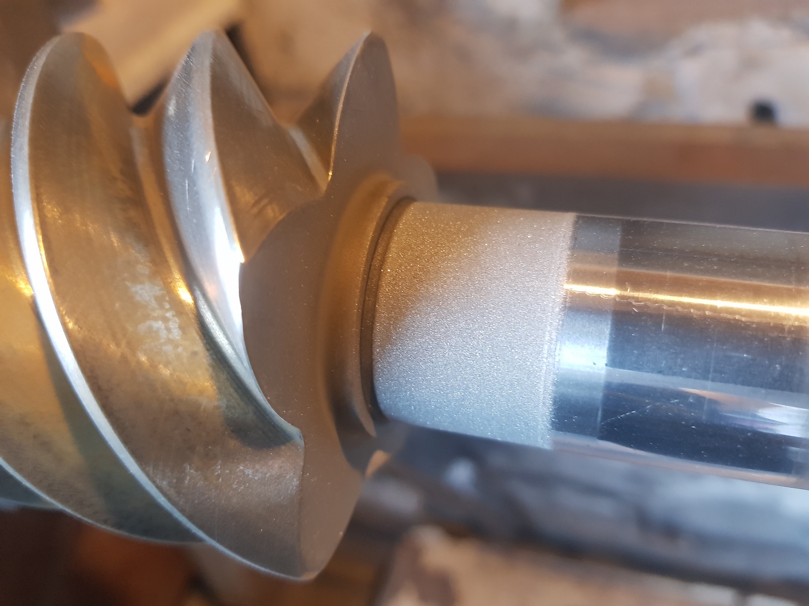 Screw air compressor shaft repair – Cold gas Dynamic Spray Equipment ...